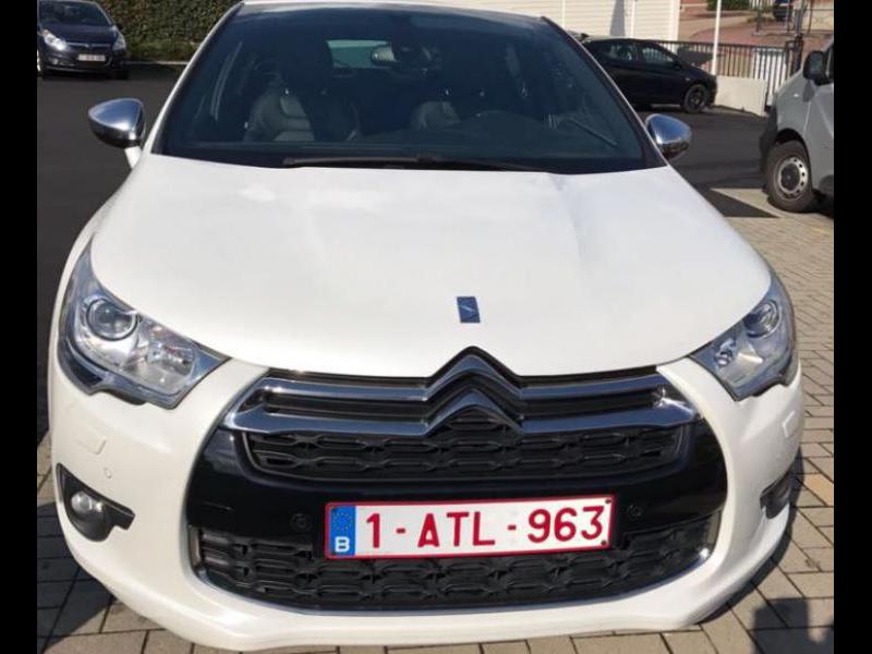 Citroen DS4 Sport Chic 2.0 HDI 136cv 98005 Km
